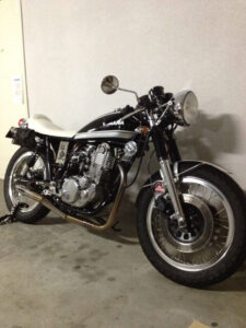 SR400 カッティングシートでタンクデザイン | HiTOSHI製作所